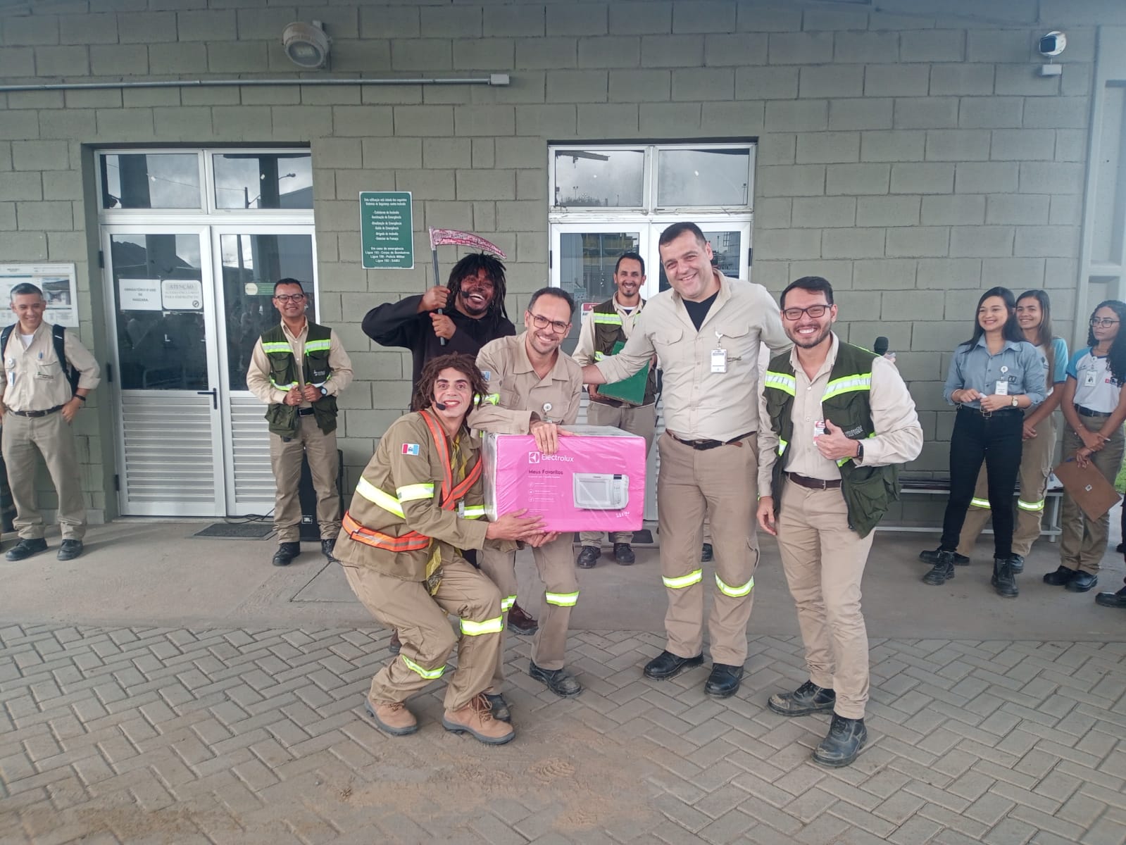 “Tudo É Comunicação”: nova campanha de Segurança trata de “quase ...